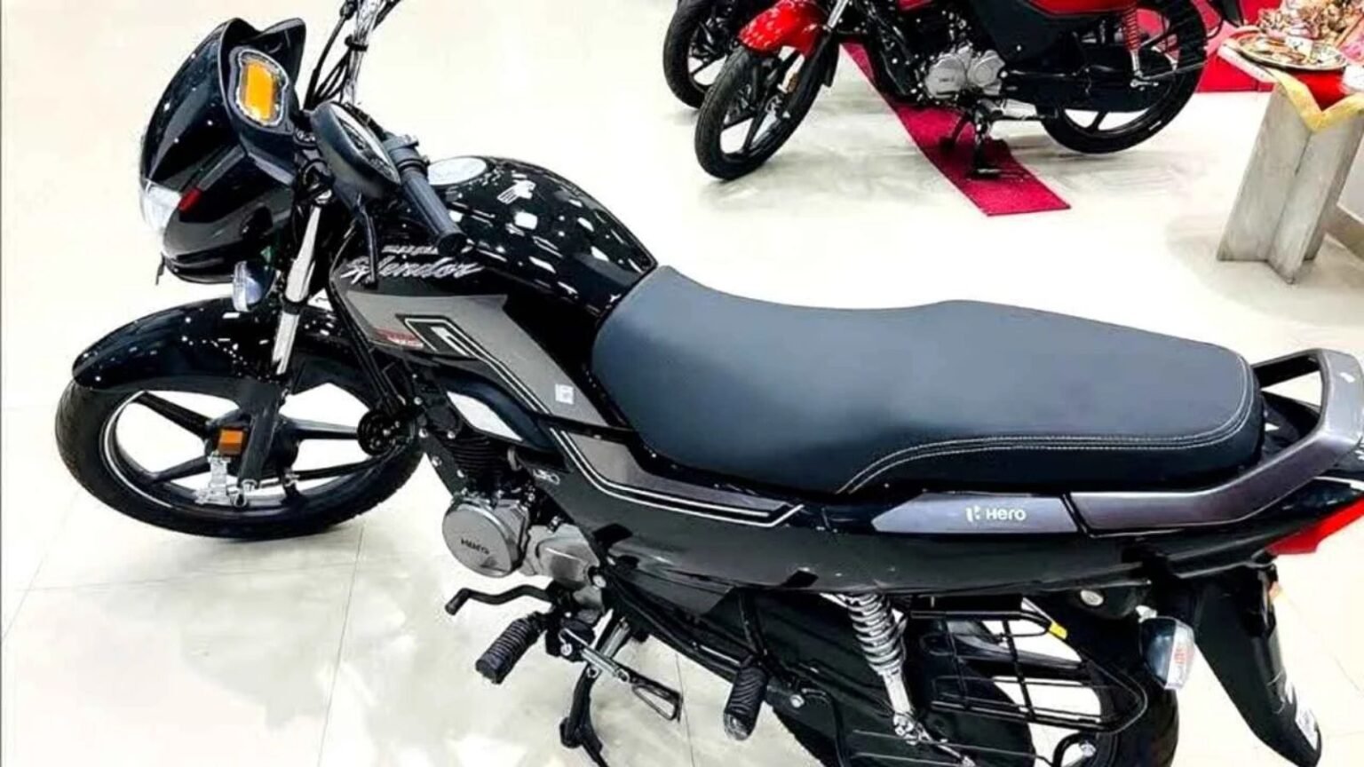 Hero Super Splendor 125cc Launched to Win Over Indian Buyers, Delivers ...